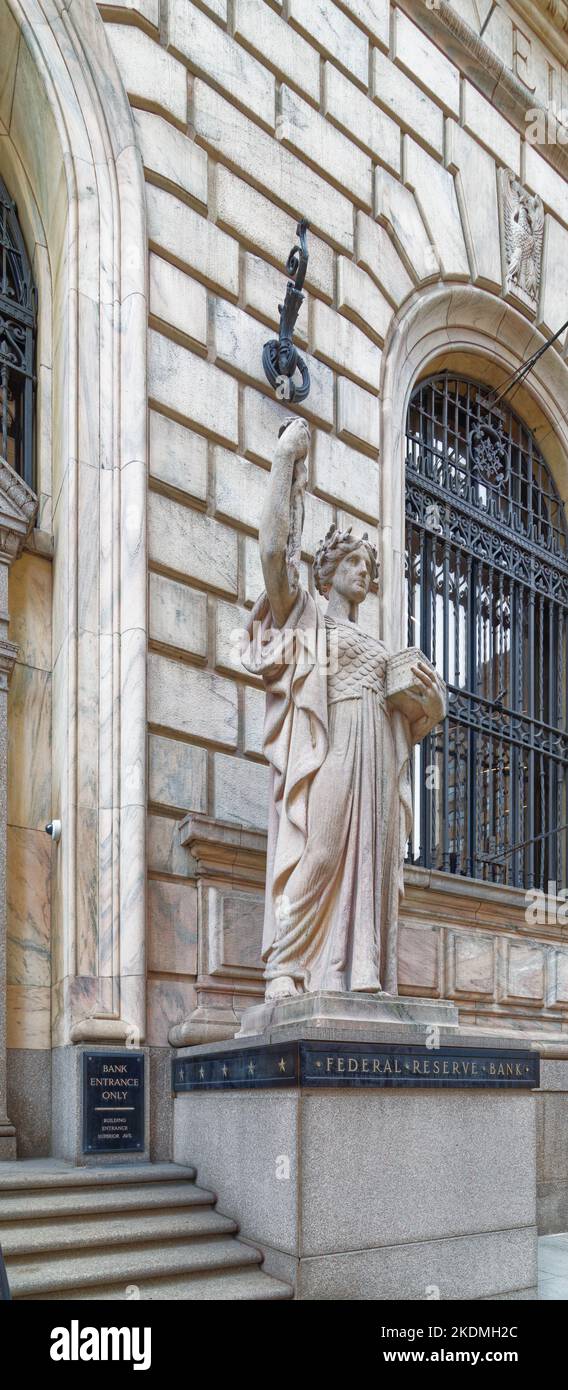 Federal Reserve Bank of Cleveland: Security statue stands to the right ...