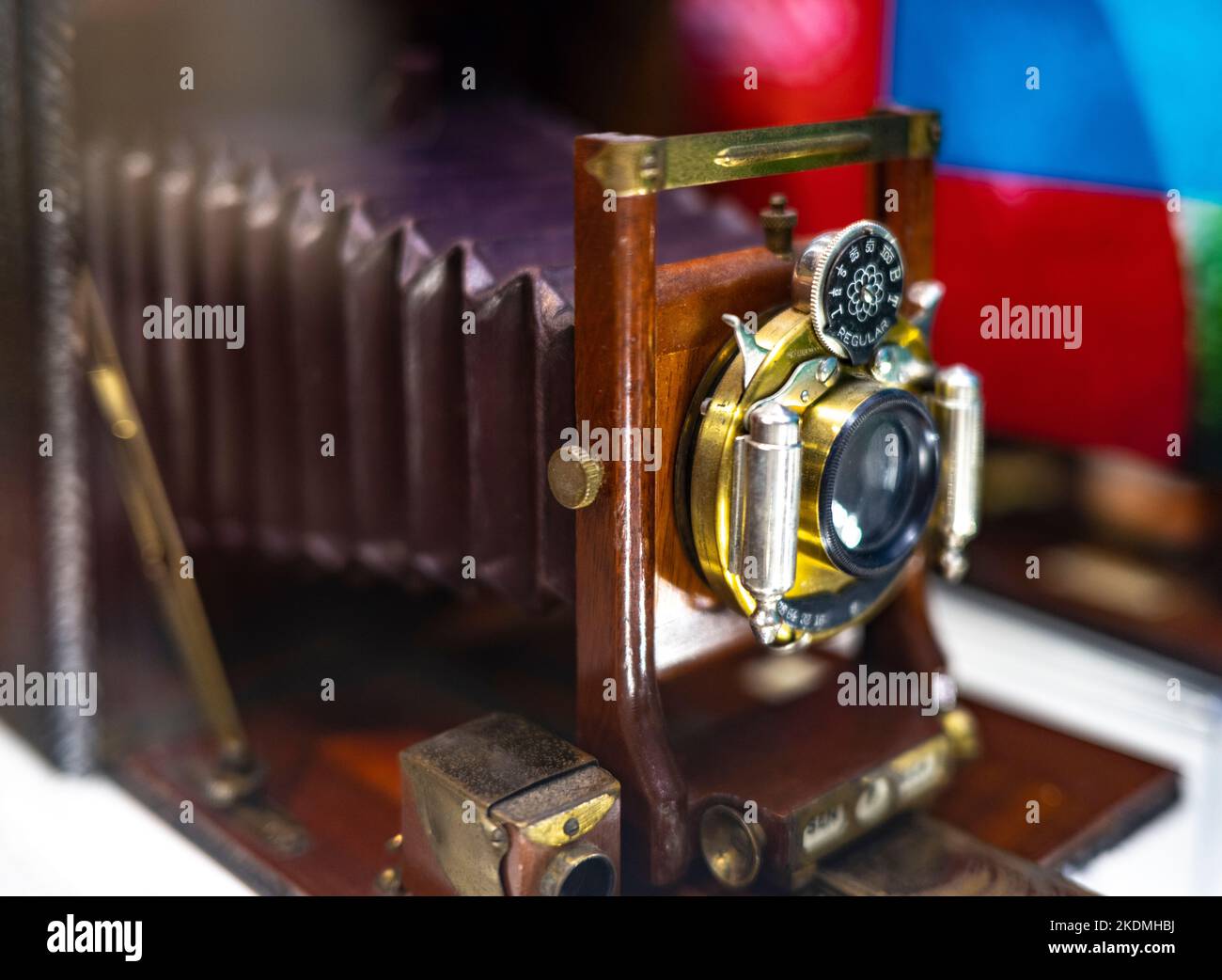 Seneca Number 7 camera built between 1906 and 1918 by the Seneca Camera ...