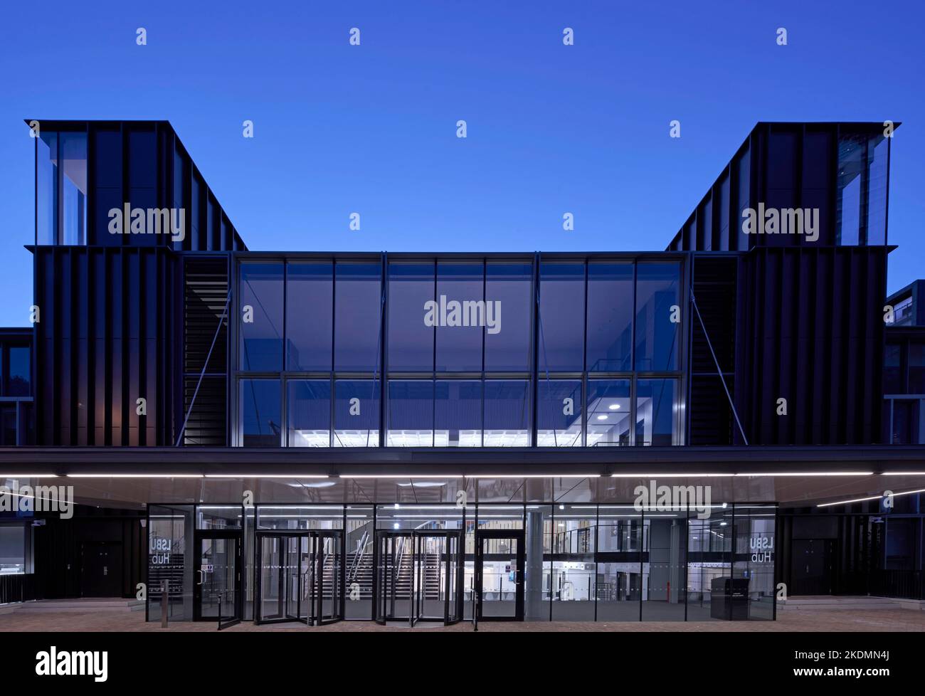 Entrance view at dusk. London South Bank University, LSBU Hub, London ...