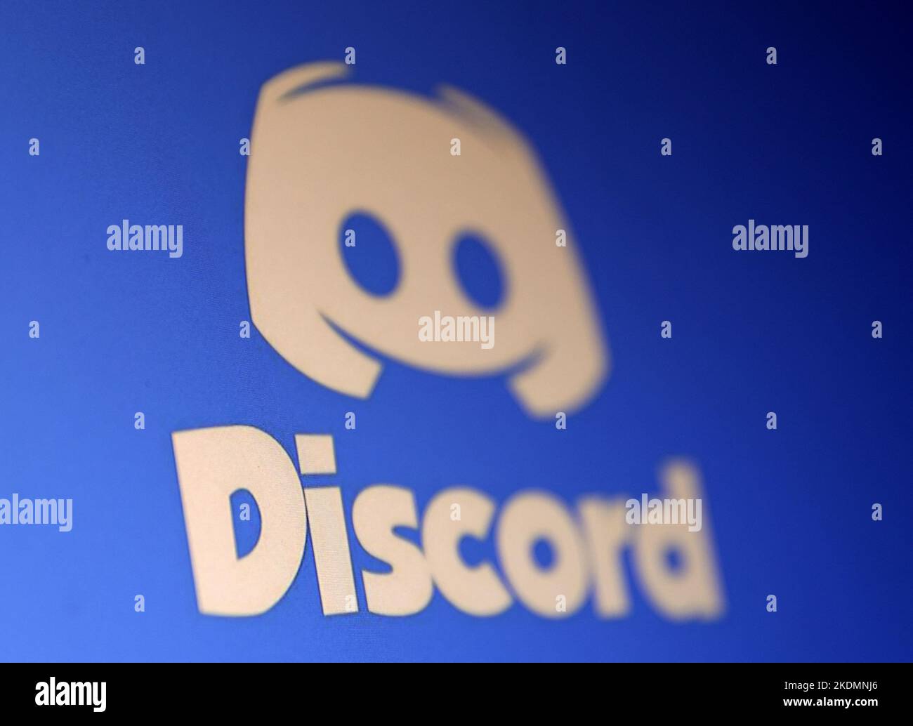 Discord logo hi-res stock photography and images - Alamy