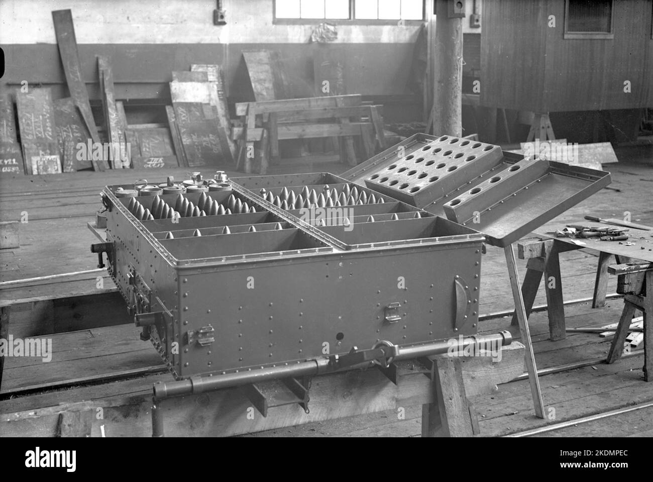 Amunition trolley 7.5 cm Stock Photo - Alamy