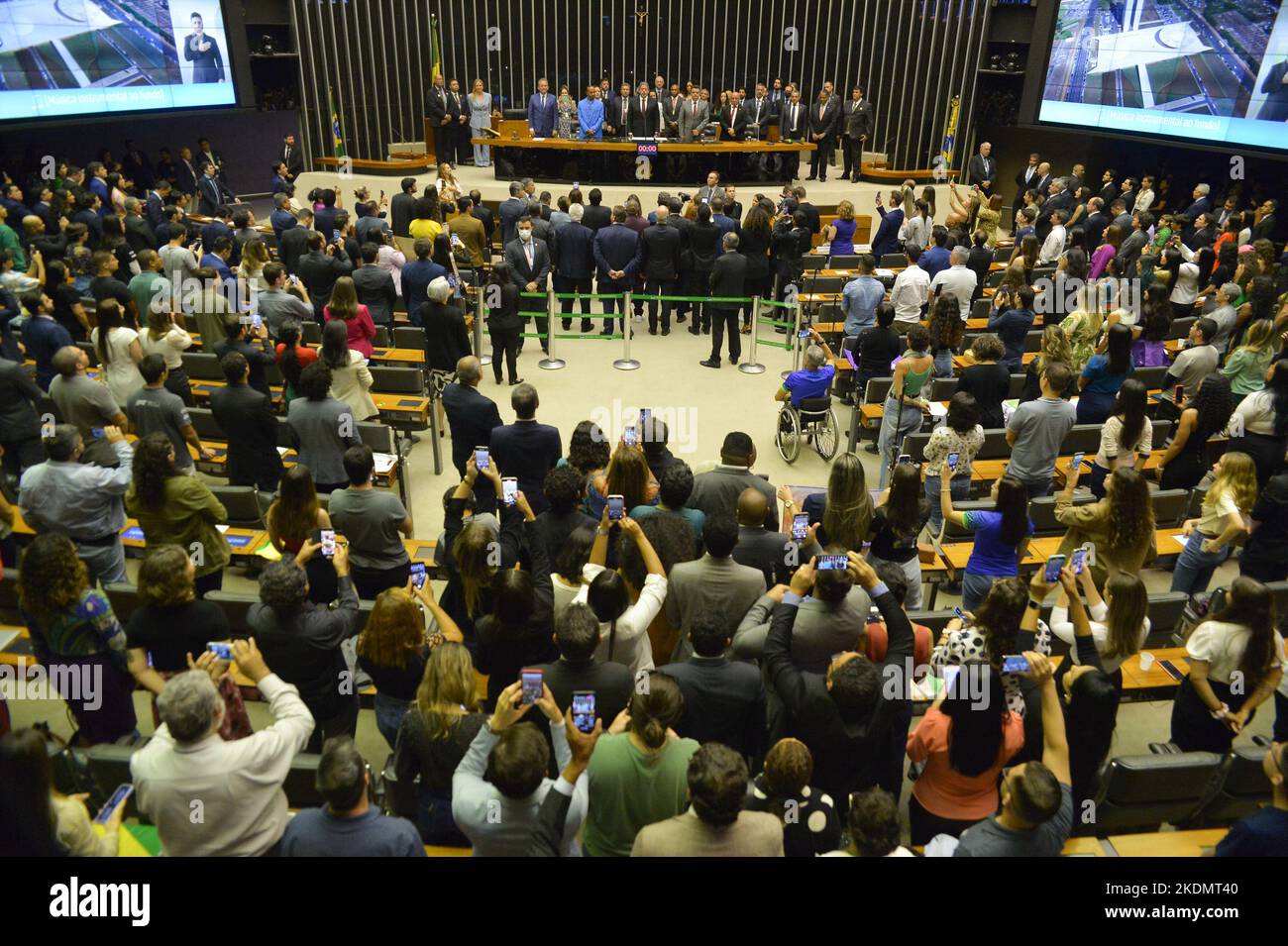 BRASÍLIA, DF - 07.11.2022: LIRA CONDECORA LEWIS HAMILTON - This Monday ...
