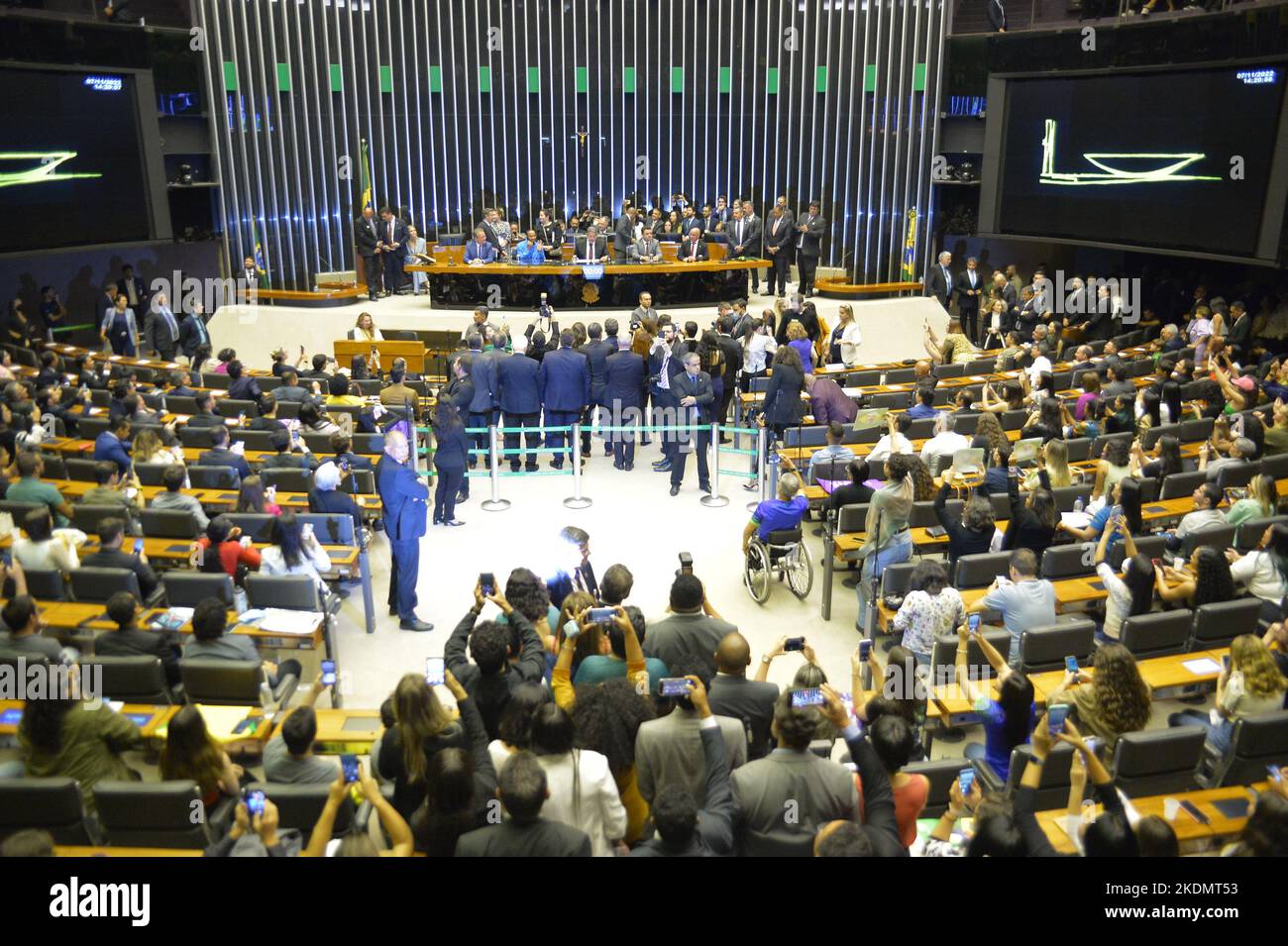 BRASÍLIA, DF - 07.11.2022: LIRA CONDECORA LEWIS HAMILTON - This Monday ...