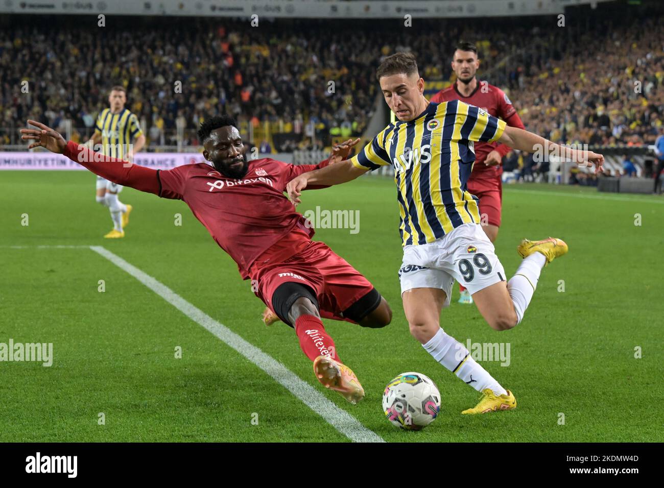 ISTANBUL - (lr) Aaron Appindangoye of Demir Grup Sivasspor, Emre Mor of ...