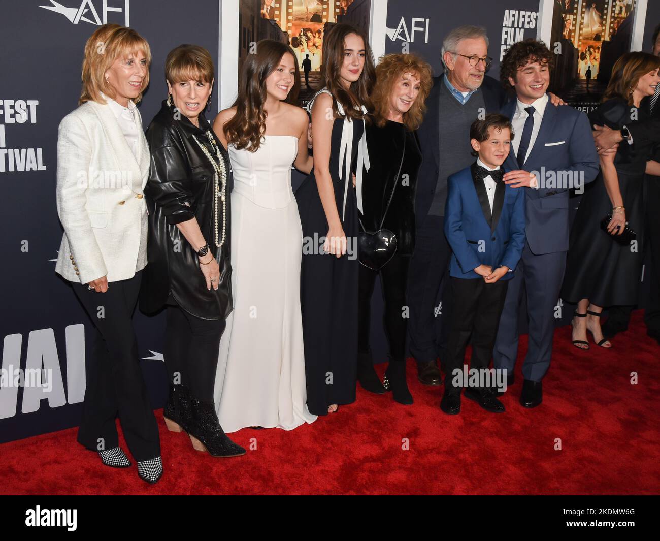 06 November 2022 - Los Angeles, California - Nancy Speilberg, Sue ...