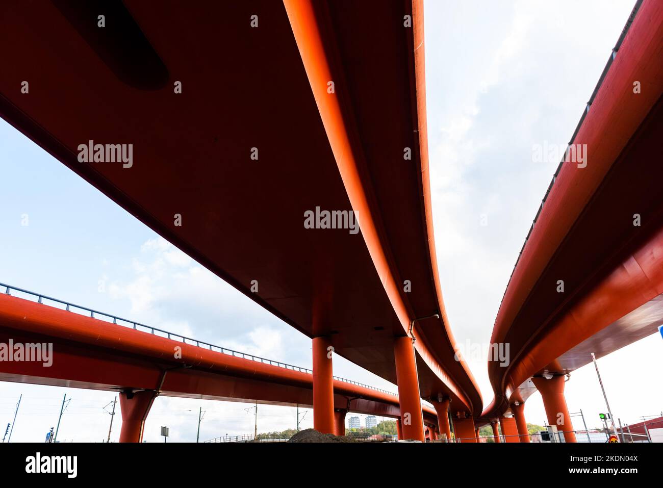 Elevated expressway viaducts hi-res stock photography and images - Alamy
