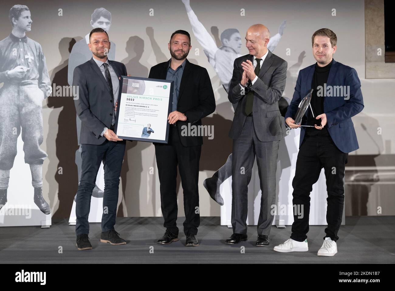 Dresden, Germany. 07th Nov, 2022. Bernd Neuendorf (2nd from right ...