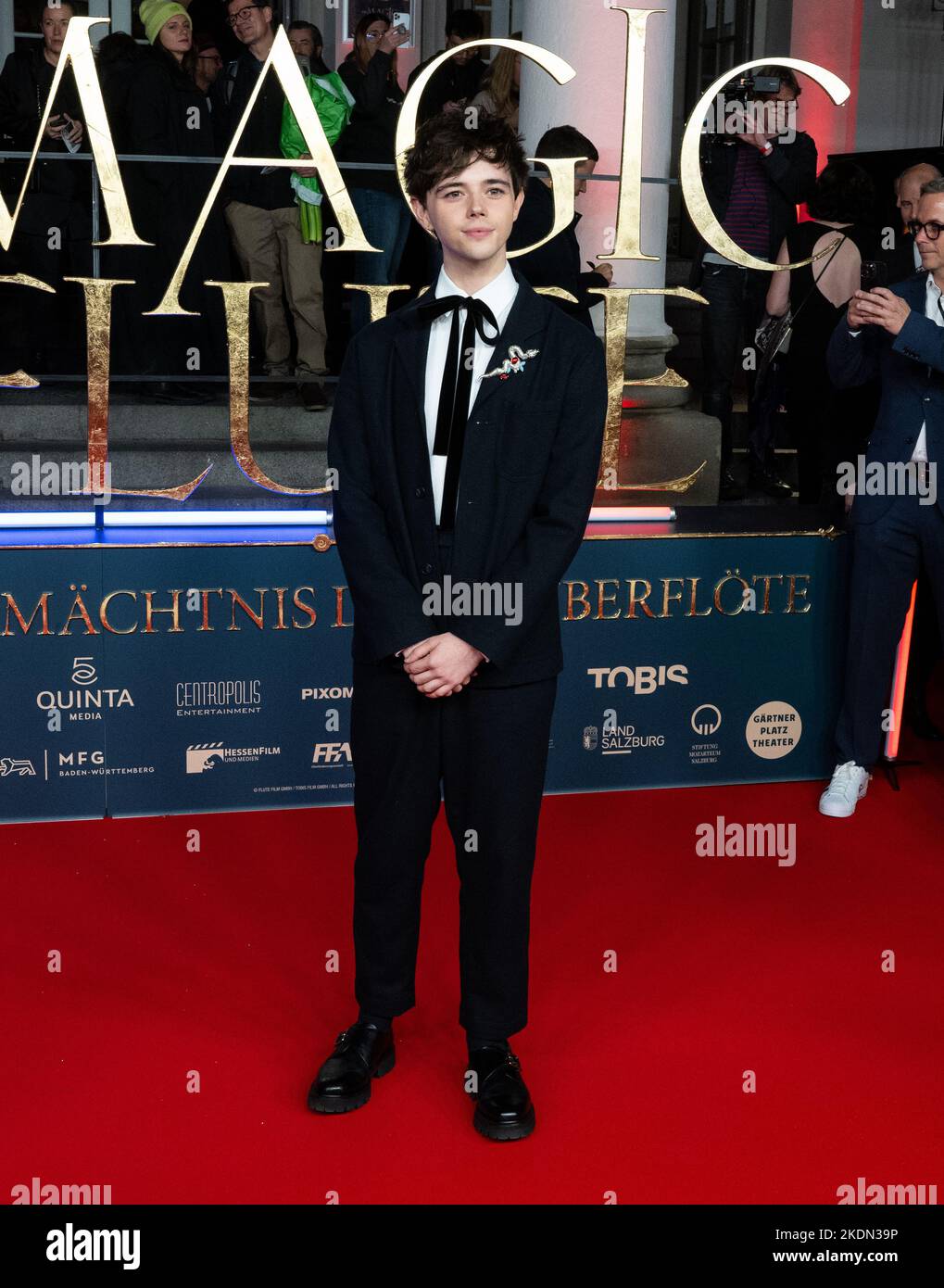 Munich, Germany. 07th Nov, 2022. Jack Wolfe, actor, arrives at the Gärtnerplatztheater for the ...