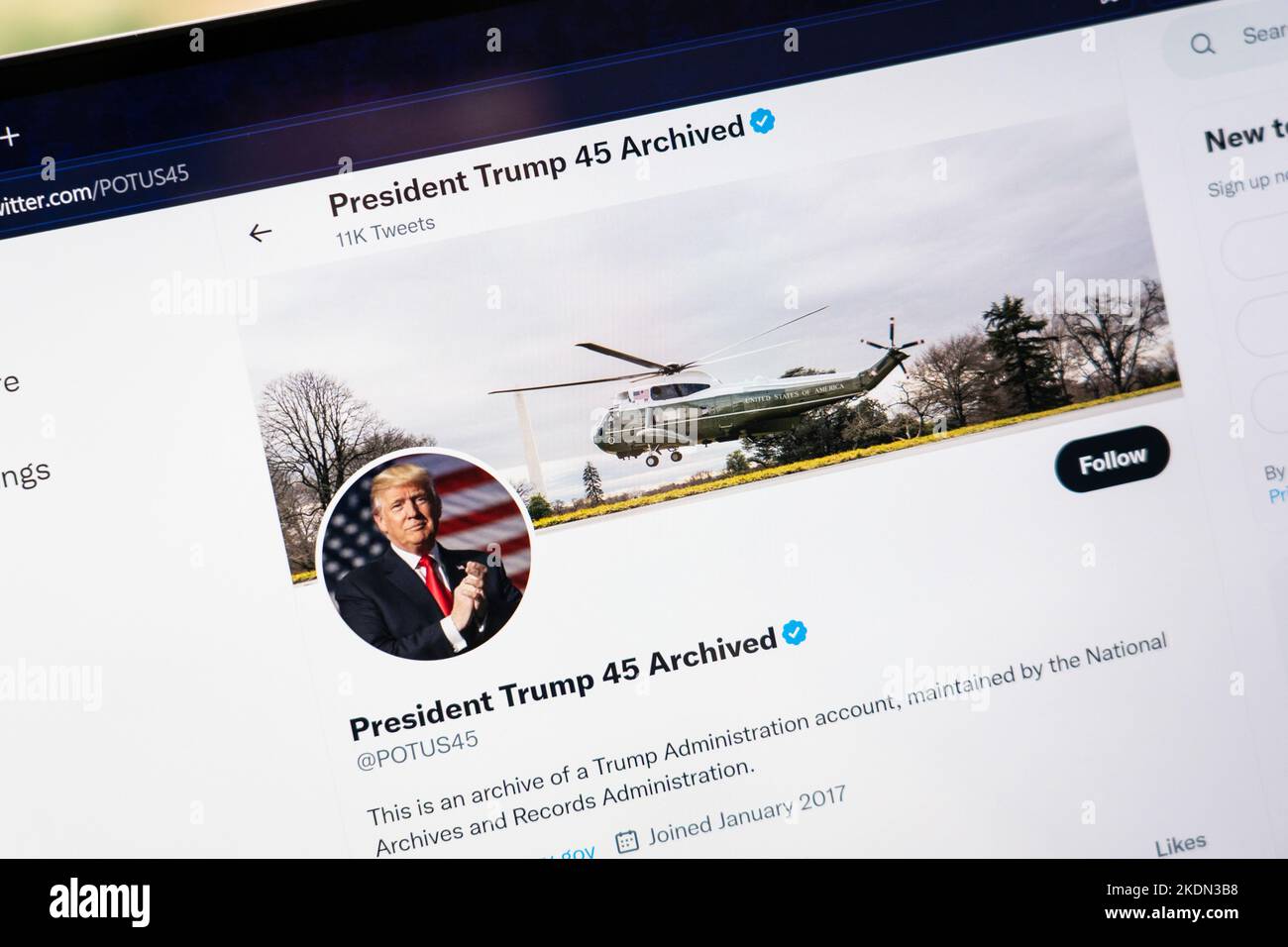The archived twitter profile page of the 45th president of the United ...