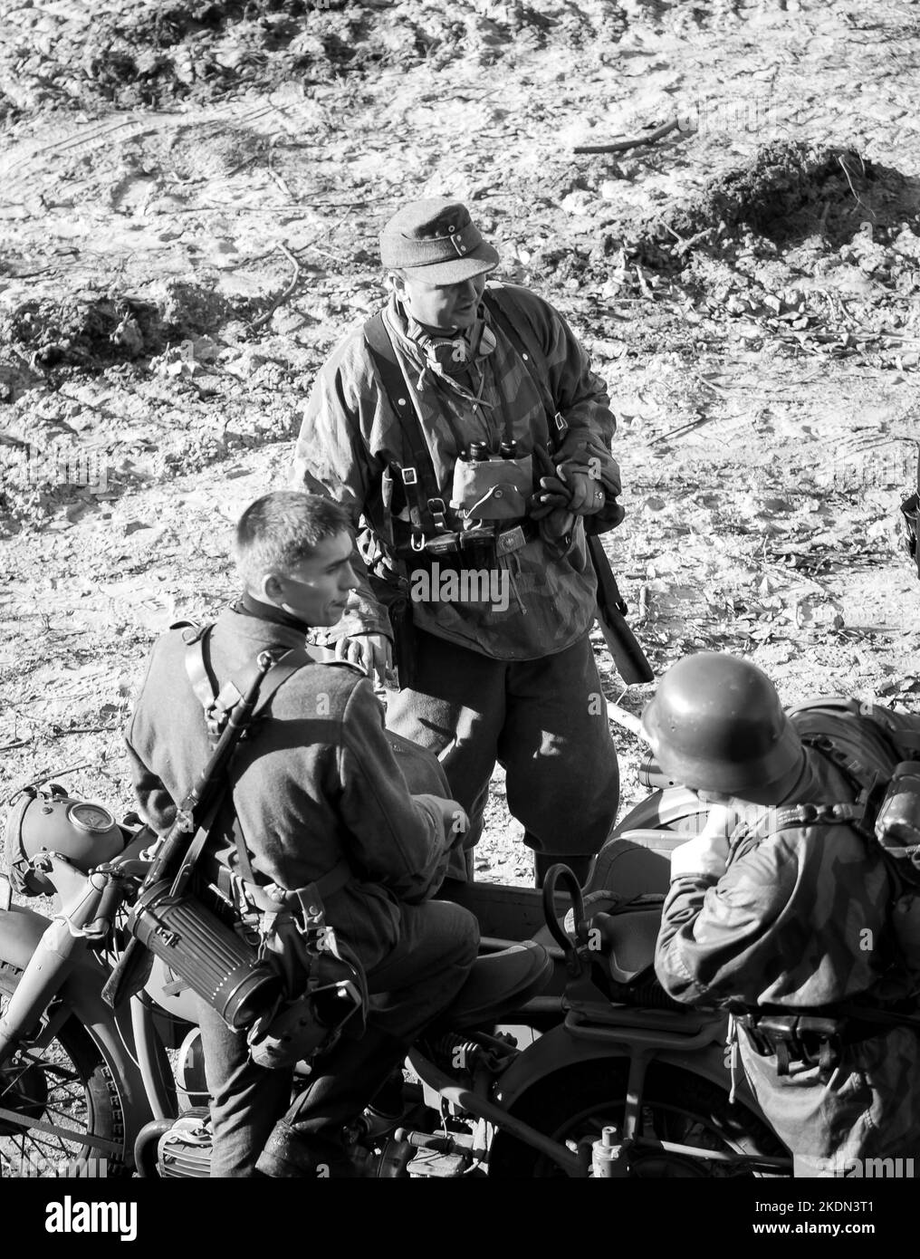 Ww2 german uniform Black and White Stock Photos & Images - Alamy