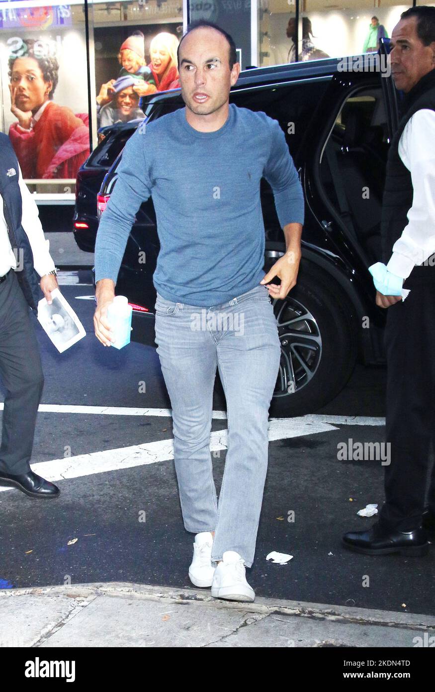 Celebrities At ‘Good Morning America’ -PICTURED: Landon Donovan ...