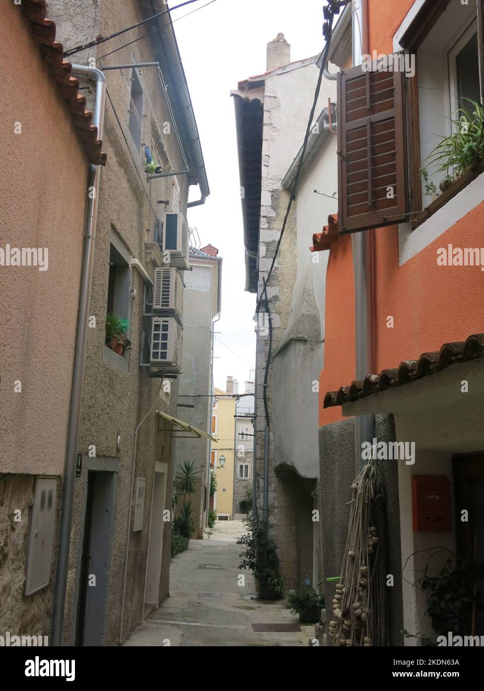 Visiting Cres: it is worth having a wander round the maze of narrow ...