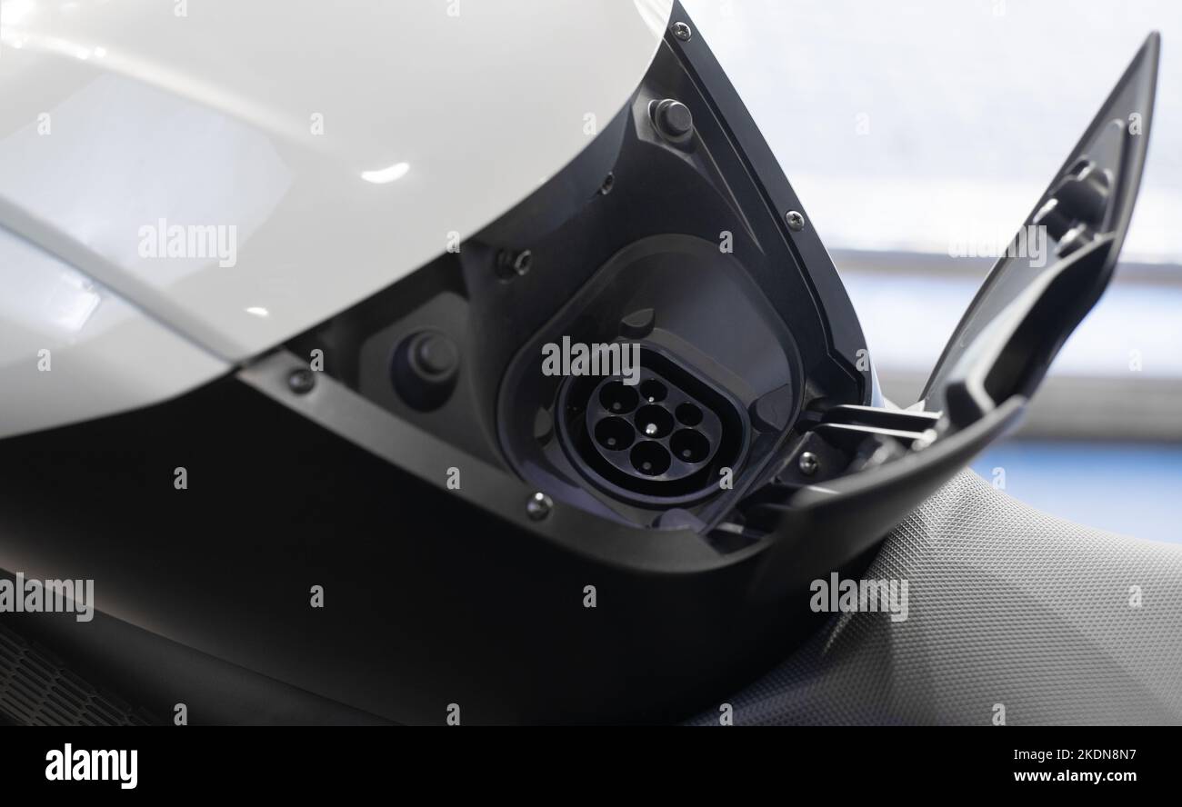 Mennekes charger hi-res stock photography and images - Alamy