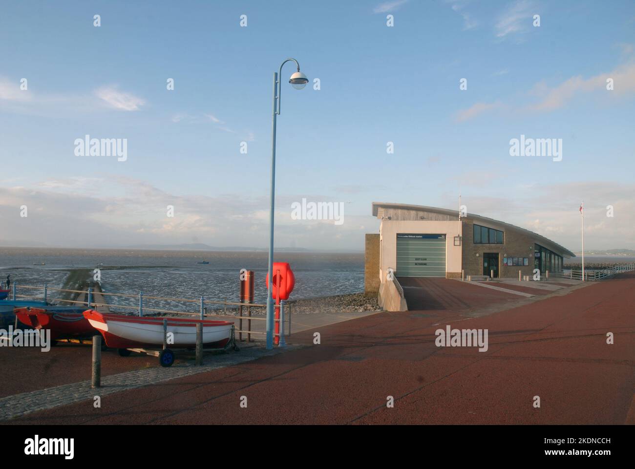 Morecambe rail station hi-res stock photography and images - Alamy