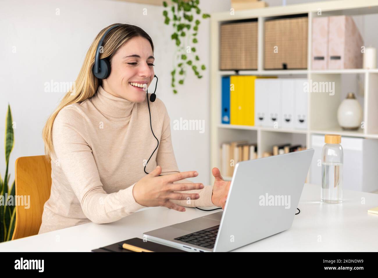 Customer service operator work in hi-res stock photography and images ...