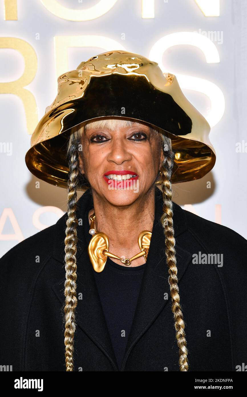 Cipriani in New York, NY, Nov. 7, 2022. Patti Wilson walking on the red ...