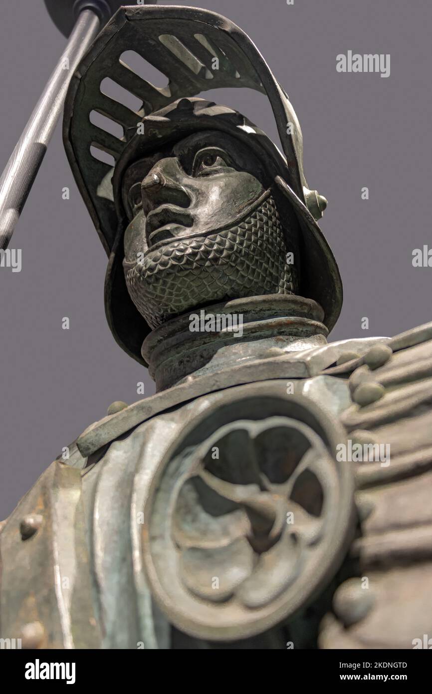 Metal statue of a medieval knight with armor Stock Photo - Alamy