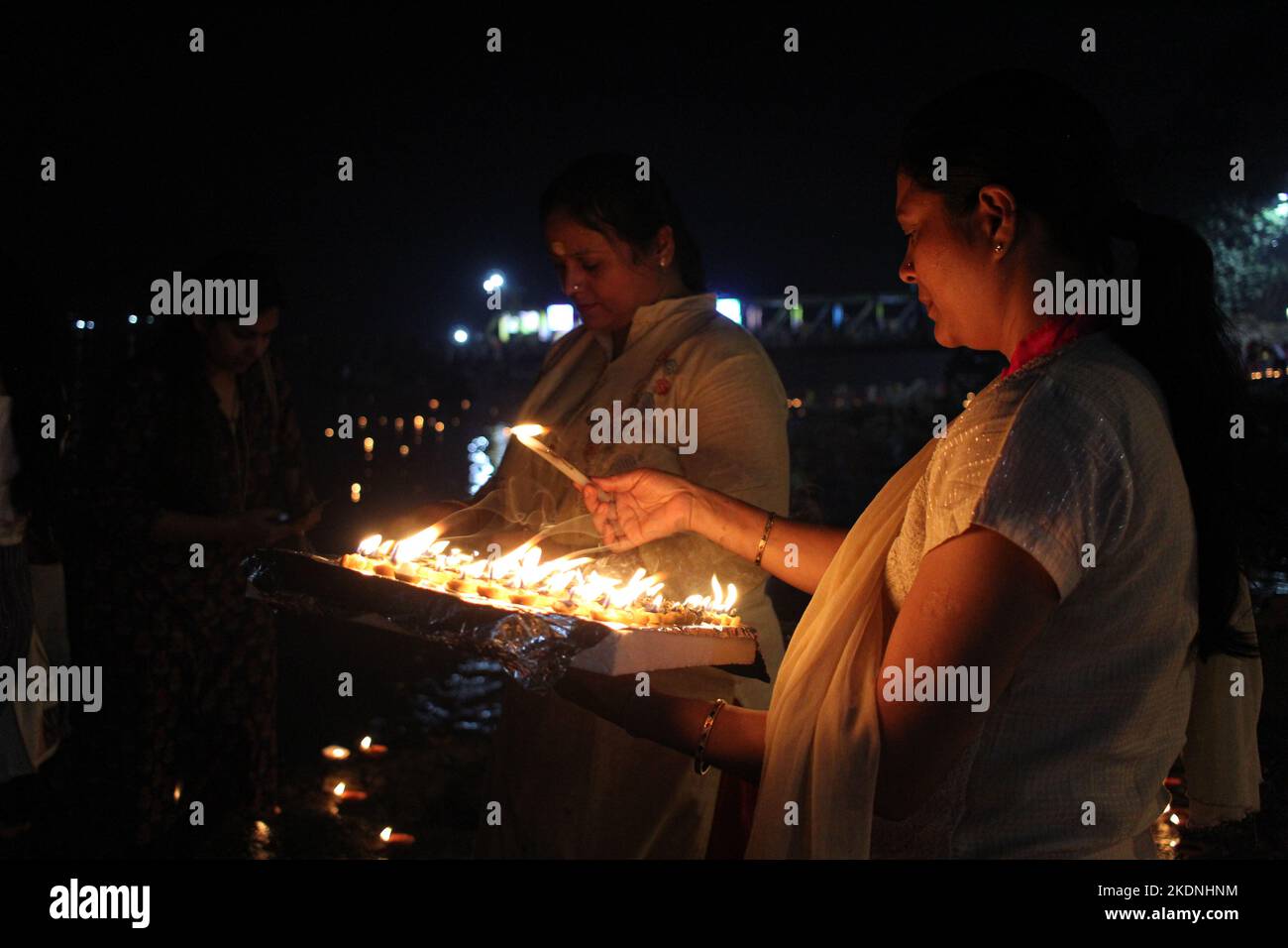Dev deepawali 2022 hi-res stock photography and images - Alamy