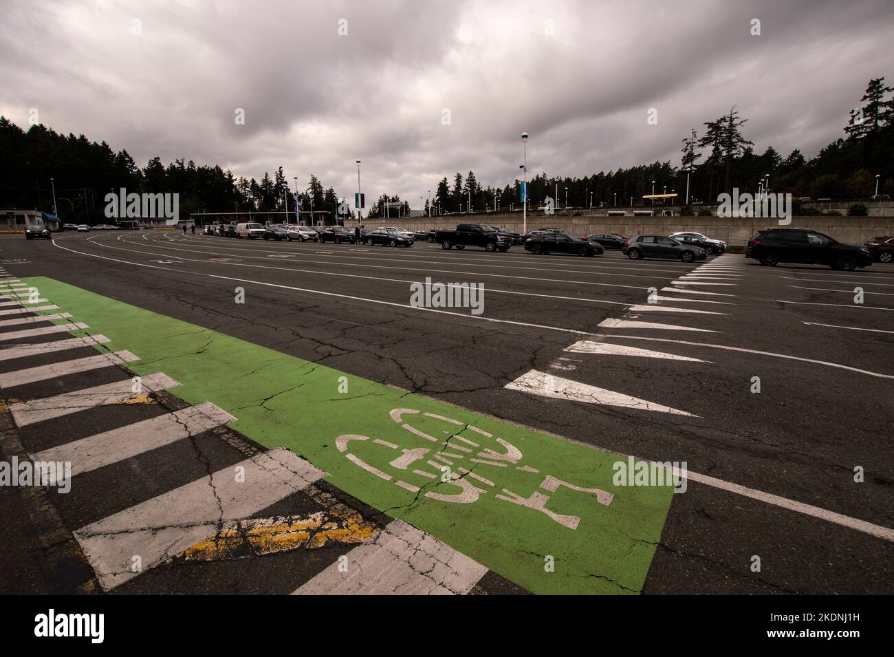 Terminal bay hi-res stock photography and images - Alamy