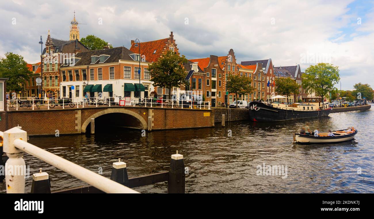 Riverside of Spaarne in Haarlem, Netherlands Stock Photo - Alamy