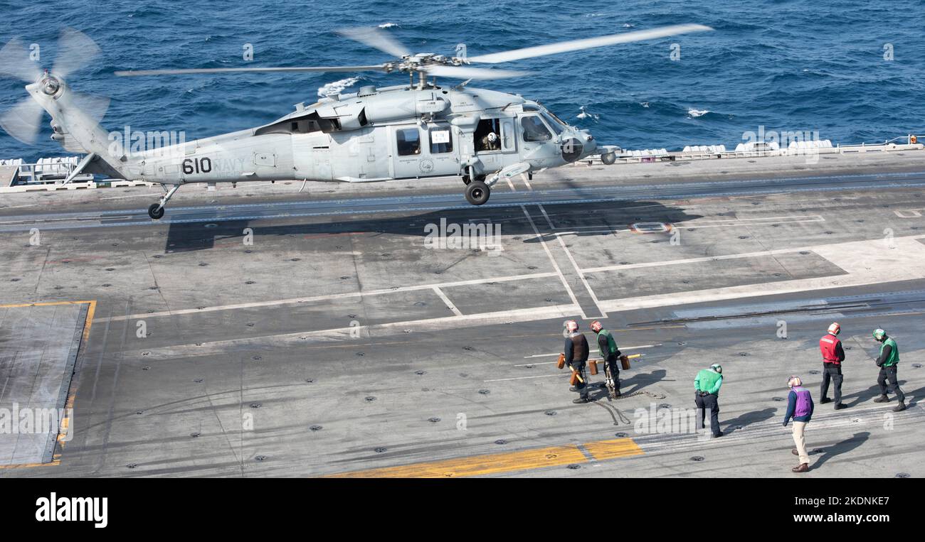 221106-N-UF592-1107 SAGAMI WAN (Nov. 6, 2022) Vice Adm. Karl Thomas ...