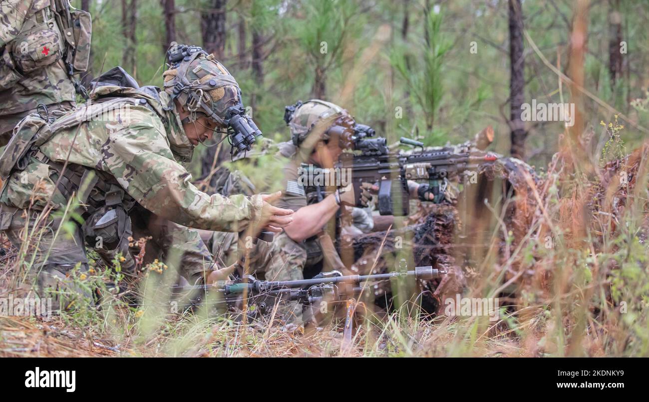 Paratroopers assigned to the 1st Brigade Combat Team, 82nd Airborne ...