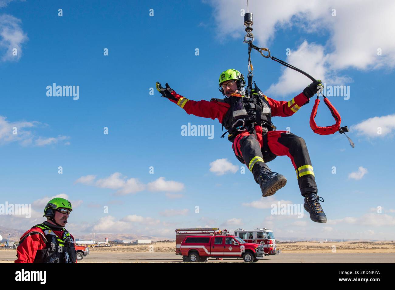 National fire department dive hi-res stock photography and images - Alamy