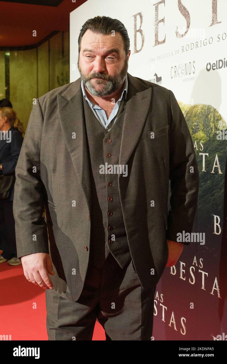 Madrid, Spain. 07th Nov, 2022. Denis Ménochet attends the premiere of ...