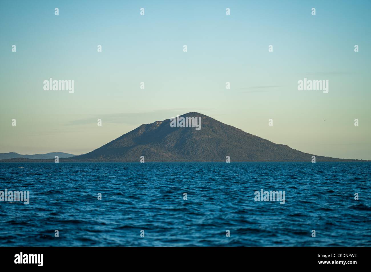 tropical islands in the whiysundays queensland australia in spring ...