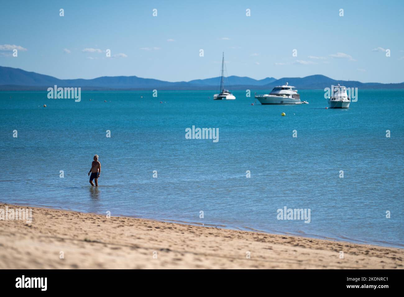 Whitsunday queensland family hi-res stock photography and images - Alamy