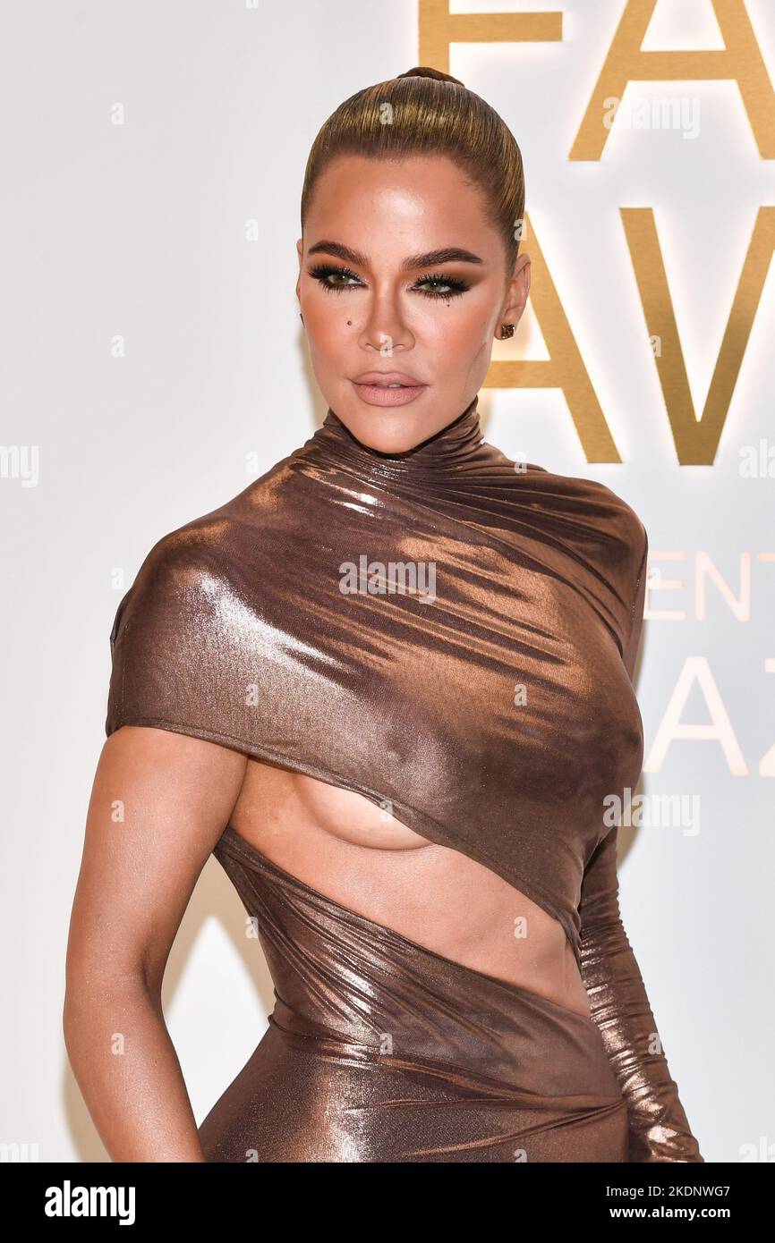 Cipriani in New York, NY, Nov. 7, 2022. Khloe Kardashian wearing LaQuan Smith while walking on ...