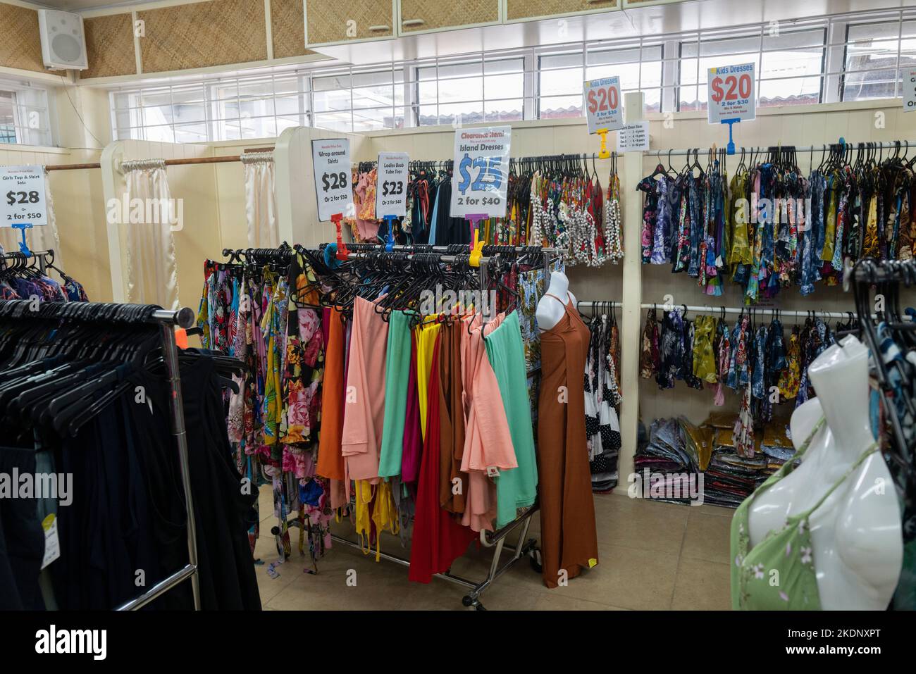 Cook island traditional dress hi-res stock photography and images - Alamy