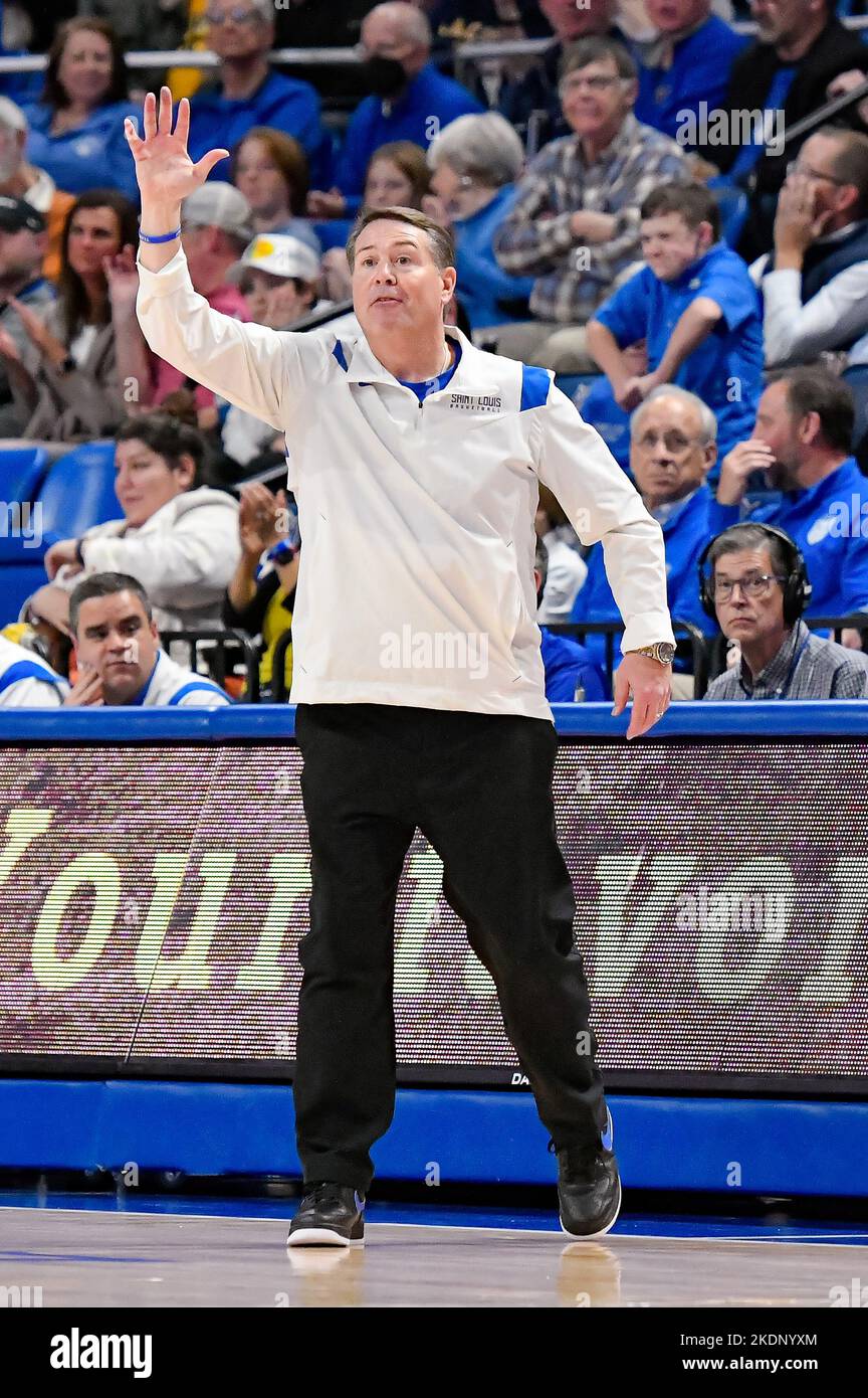 St. Louis, US, NOVEMBER 07, 2022: Saint Louis Billikens head coach ...