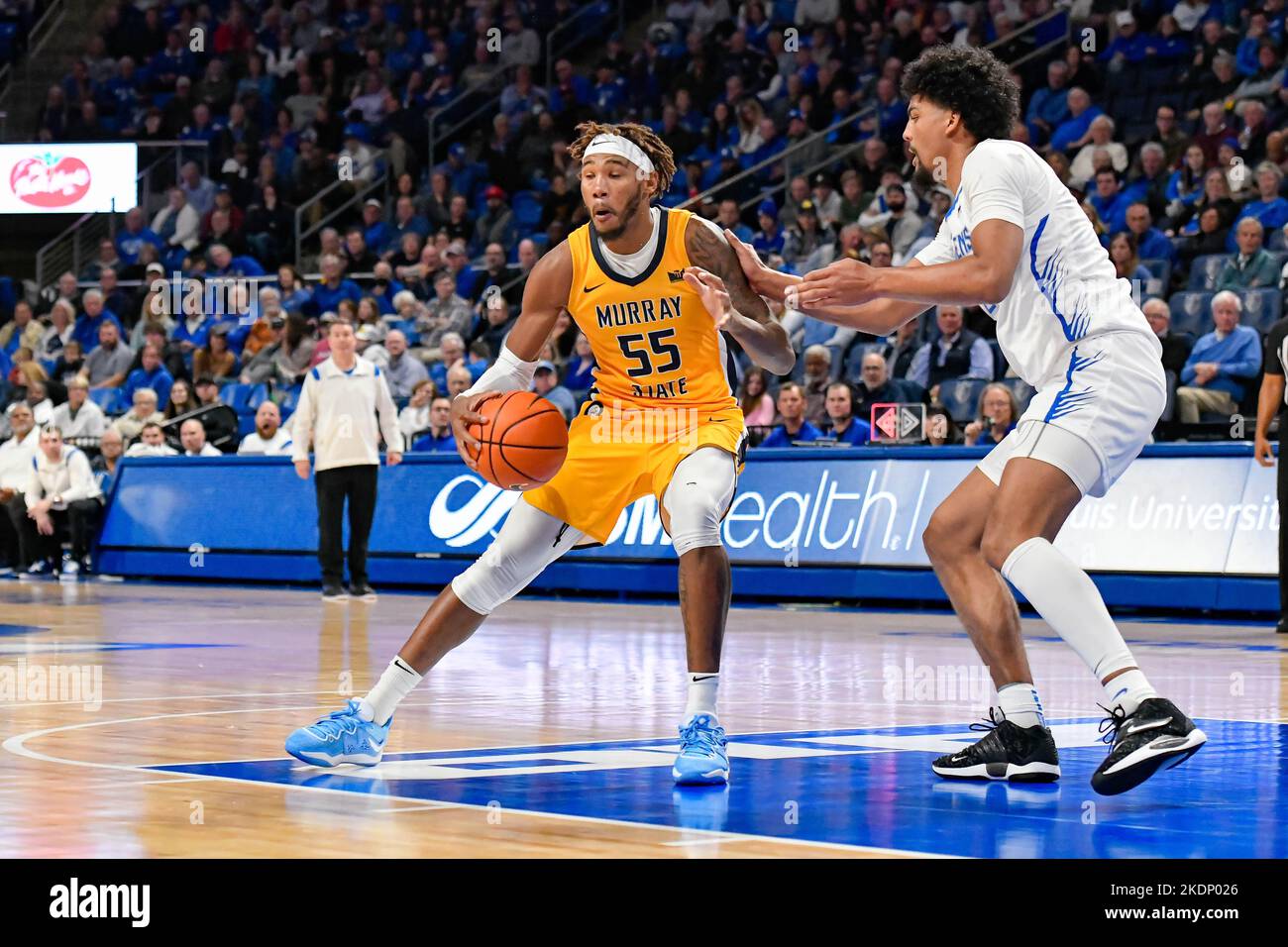 St. Louis, US, NOVEMBER 07, 2022: Murray State Racers forward DJ Burns ...