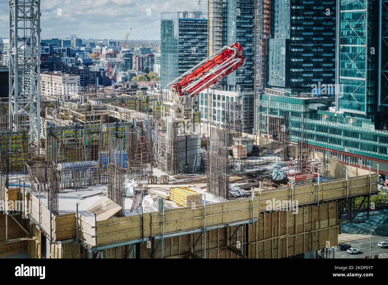Condo Building Construction Site Stock Photo Alamy