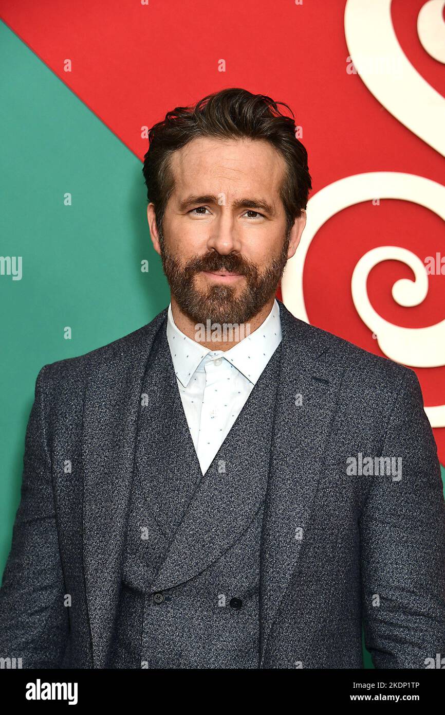 New York, New York, USA. 07/11/2022, Ryan Reynolds attends the Premiere ...