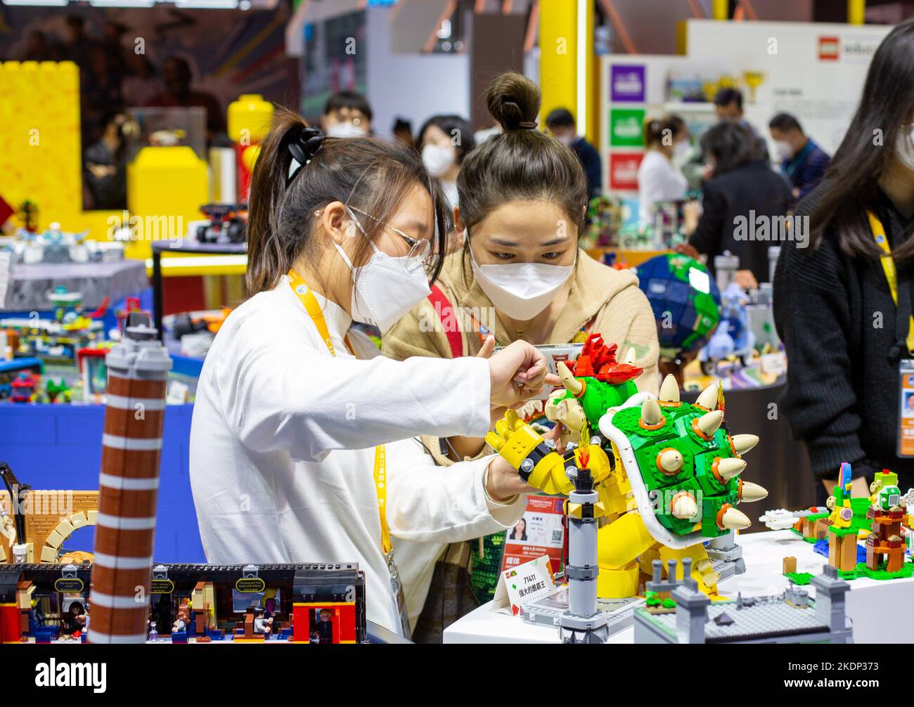 SHANGHAI, CHINA - NOVEMBER 7, 2022 - Visitors experience Lego toys at ...