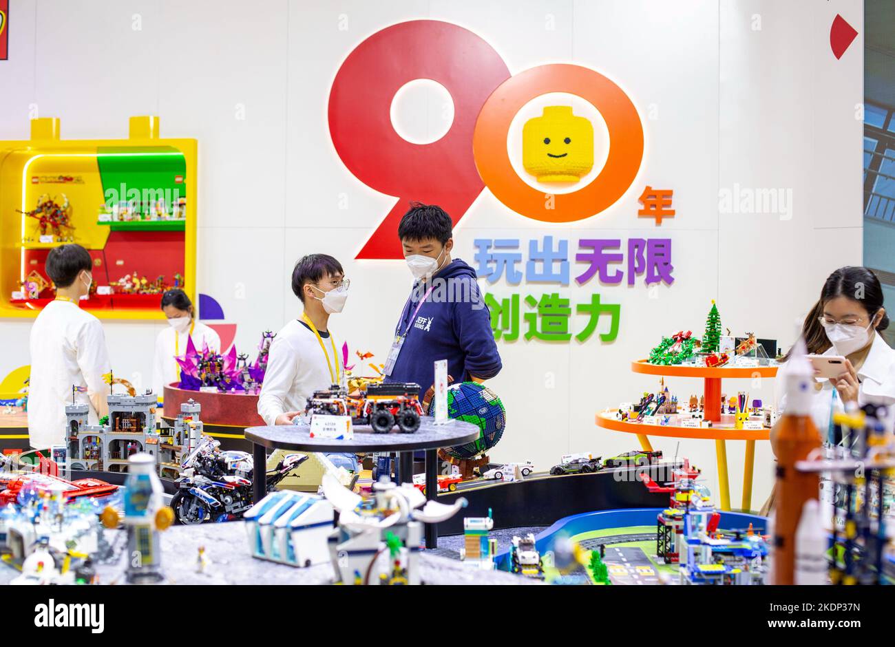 SHANGHAI, CHINA - NOVEMBER 7, 2022 - Visitors experience Lego toys at ...