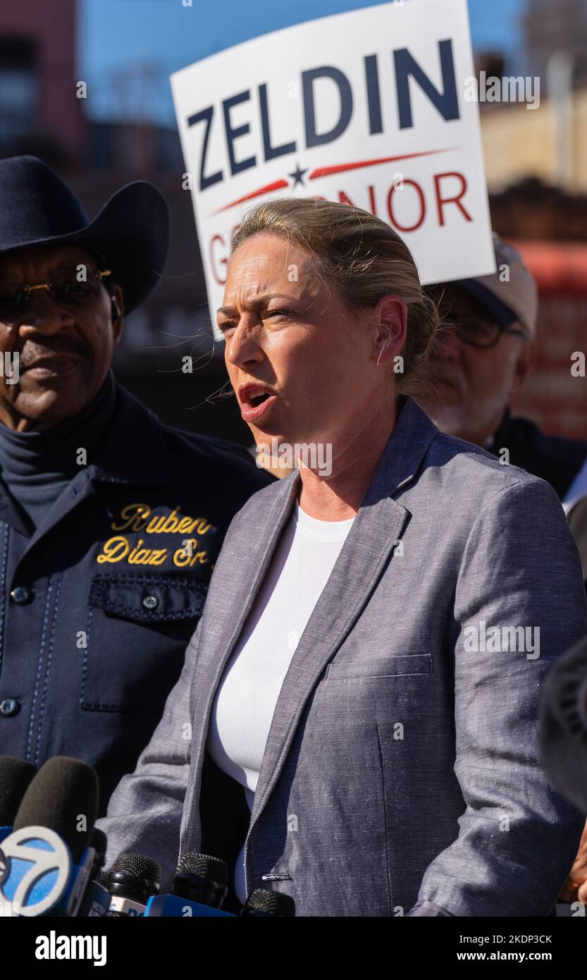 Bronx, USA. 07th Nov, 2022. Alison Esposito, Lee Zeldin's running mate ...