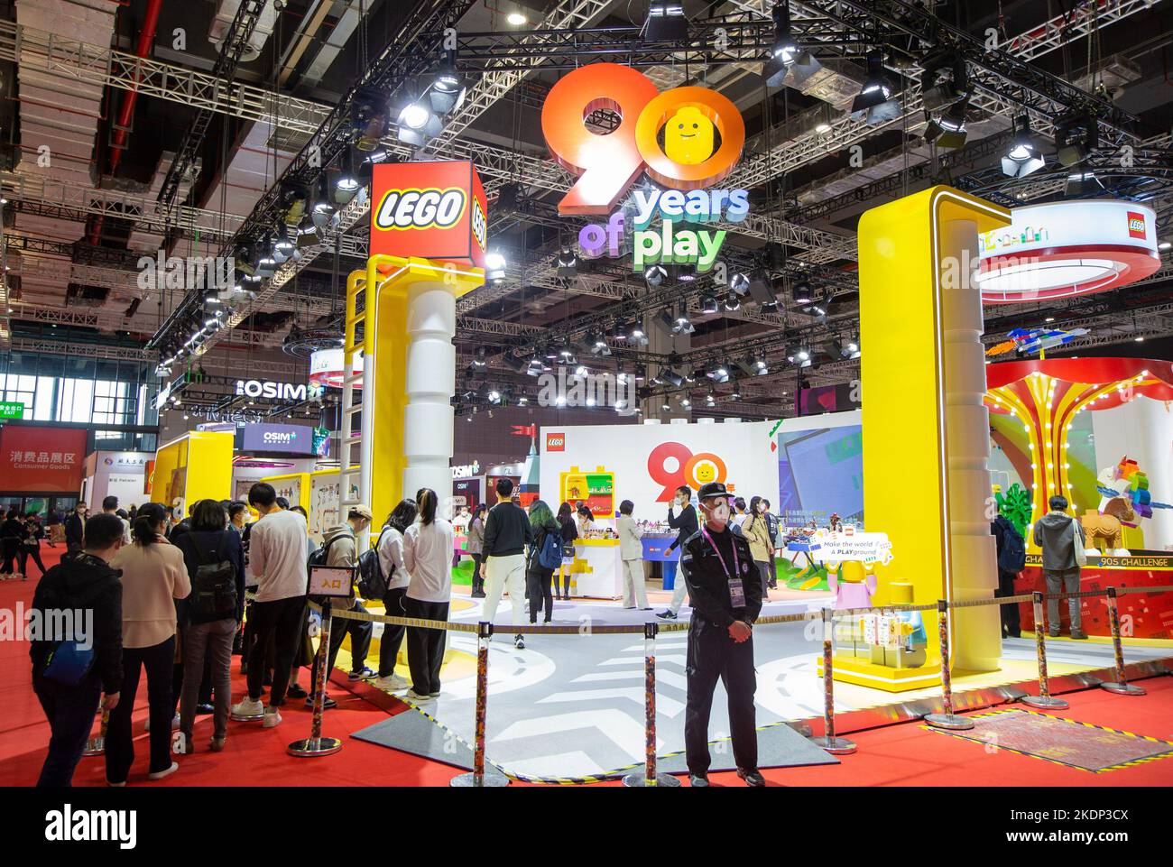SHANGHAI, CHINA - NOVEMBER 7, 2022 - Visitors experience Lego toys at ...