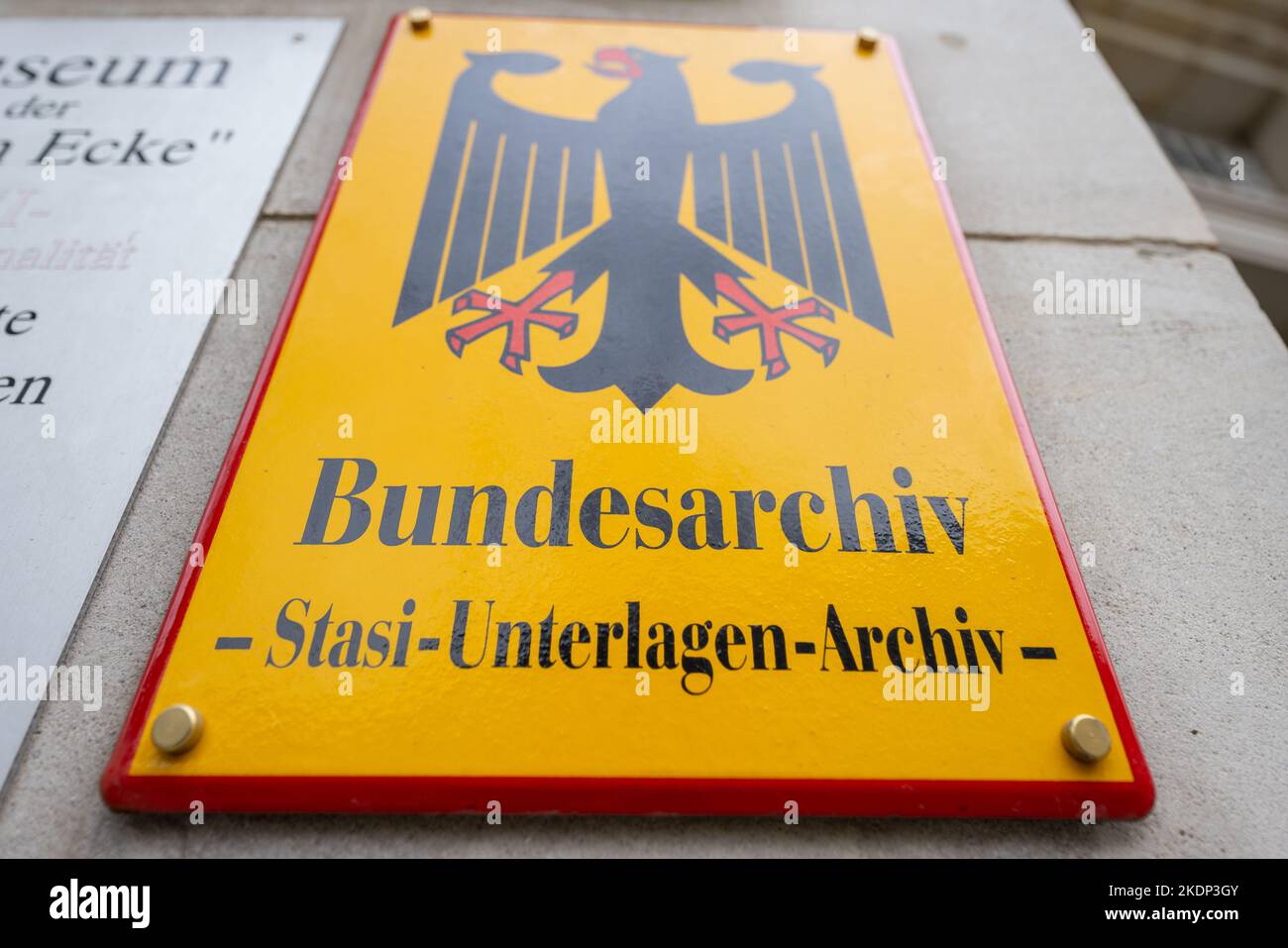 PRODUCTION - 07 November 2022, Saxony, Leipzig: A sign reading ...