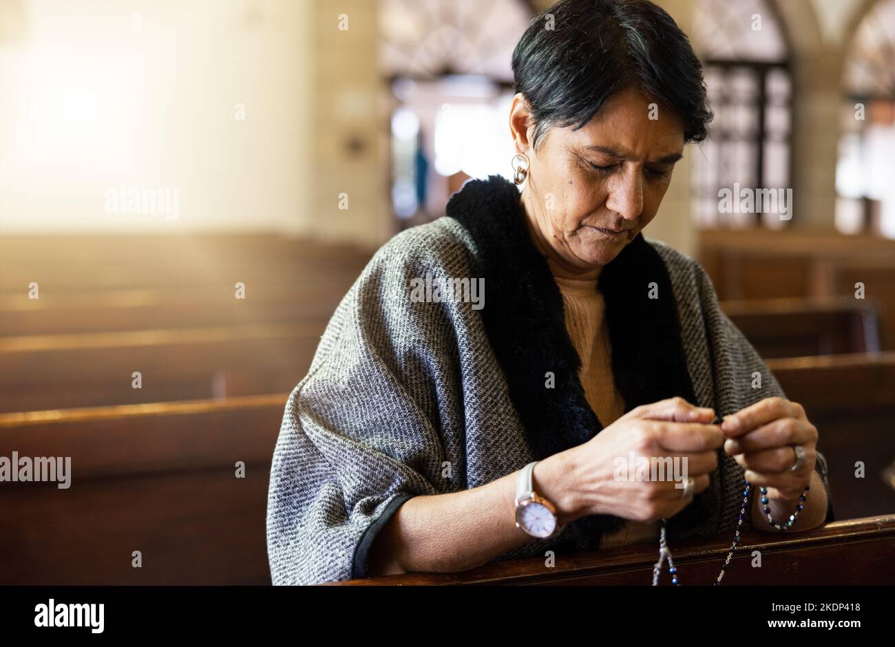 Old mexican woman praying in hi-res stock photography and images - Alamy