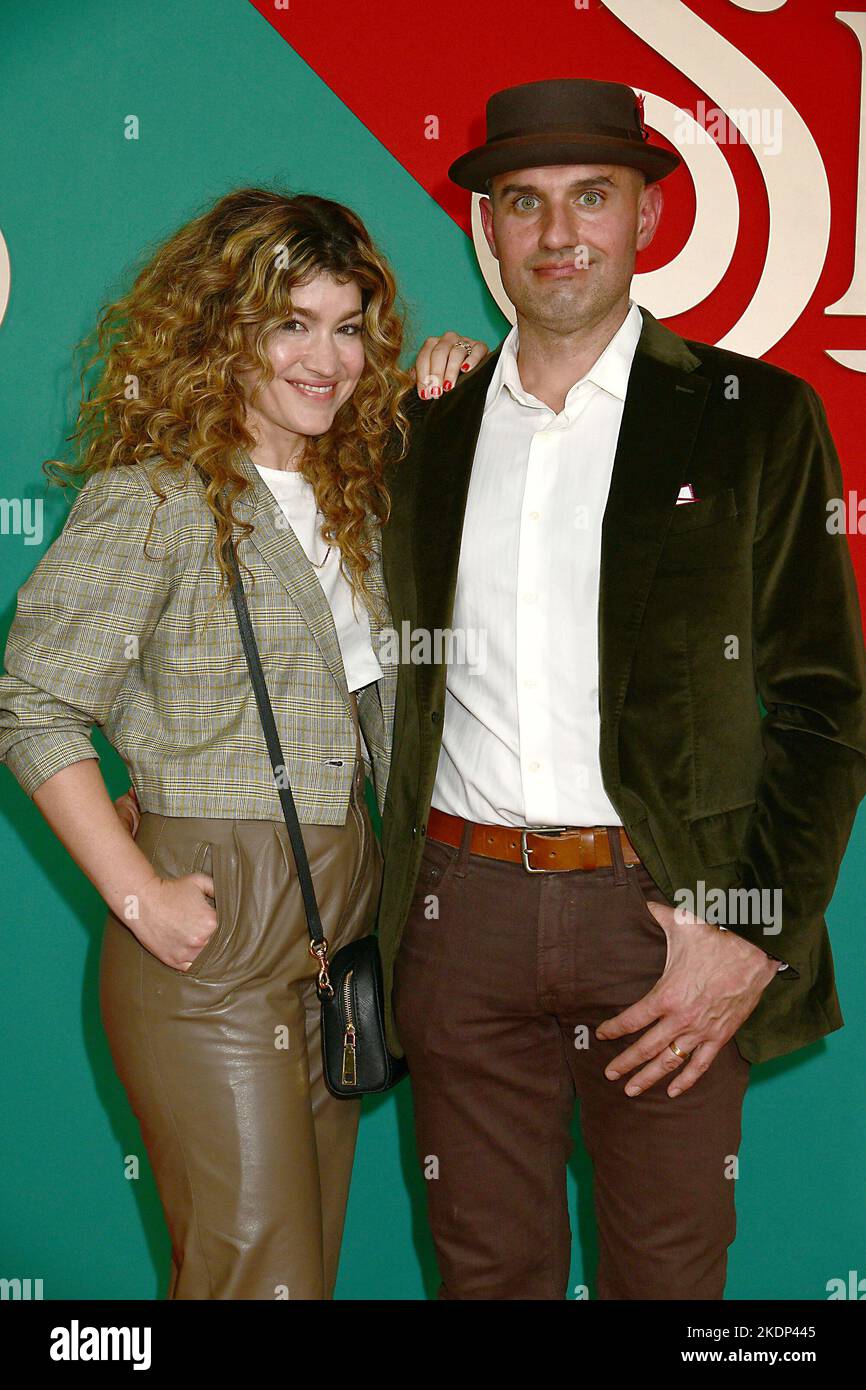 Sarah Stiles and Jeff Dodson attends the Premiere of Apple Original ...