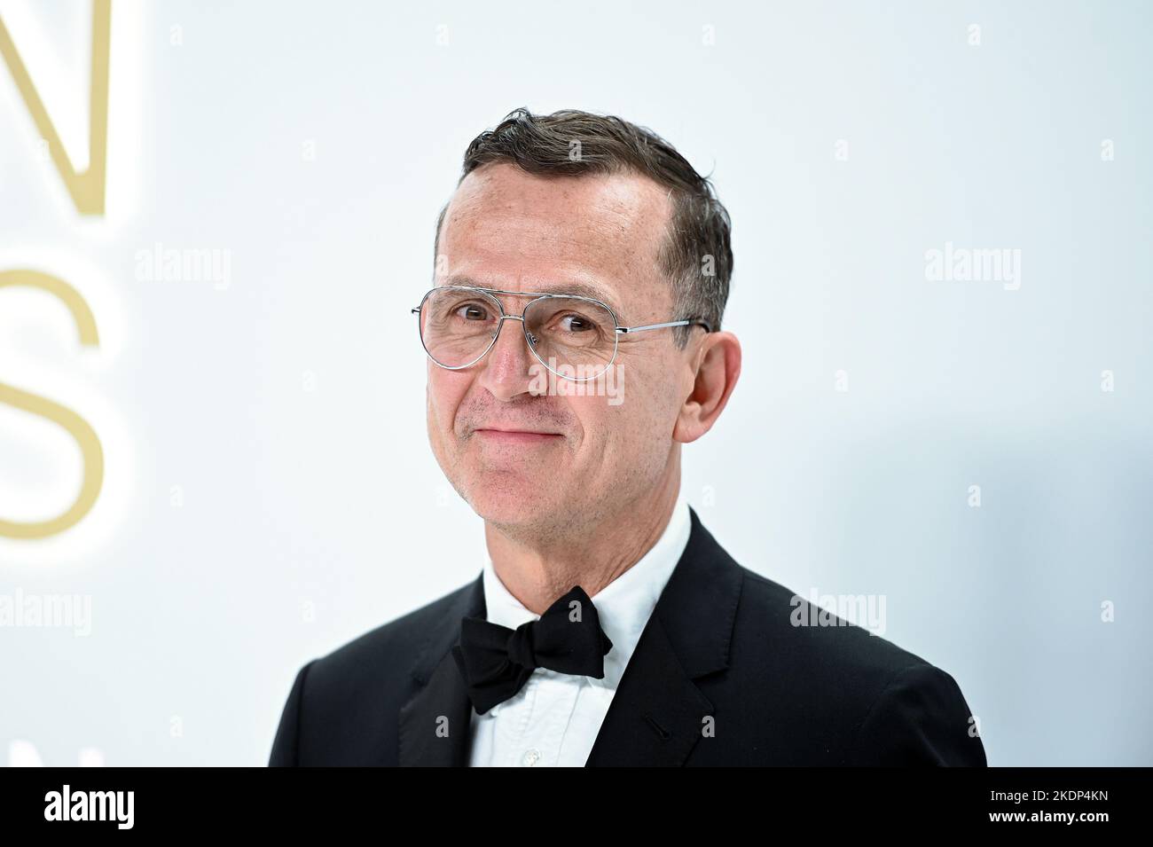 New York, USA. 07th Nov, 2022. Steven Kolb walking on the red carpet ...