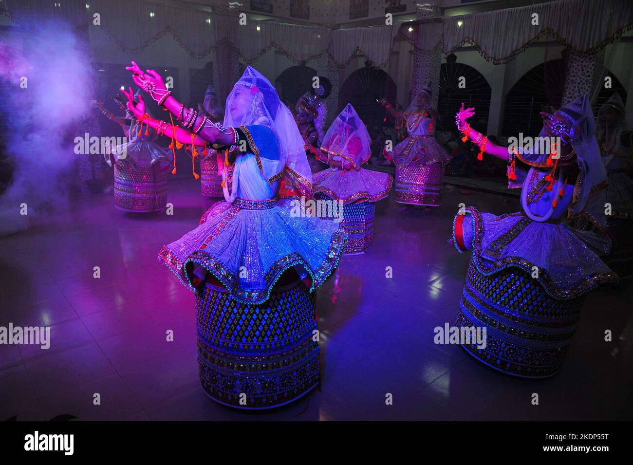 Non Exclusive: Nov 07,2022- Sylhet, Bangladesh: Manipuri Girls attire ...