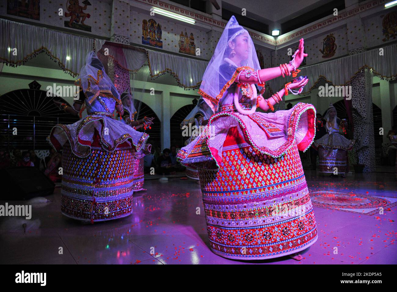 Non Exclusive: Nov 07,2022- Sylhet, Bangladesh: Manipuri Girls attire ...