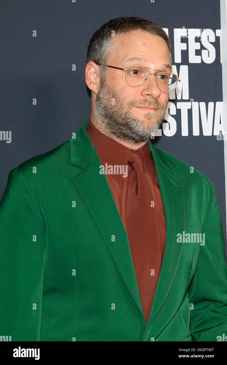 LOS ANGELES - NOV 6: Seth Rogen at the AFI Fest - The Fabelmans at TCL ...