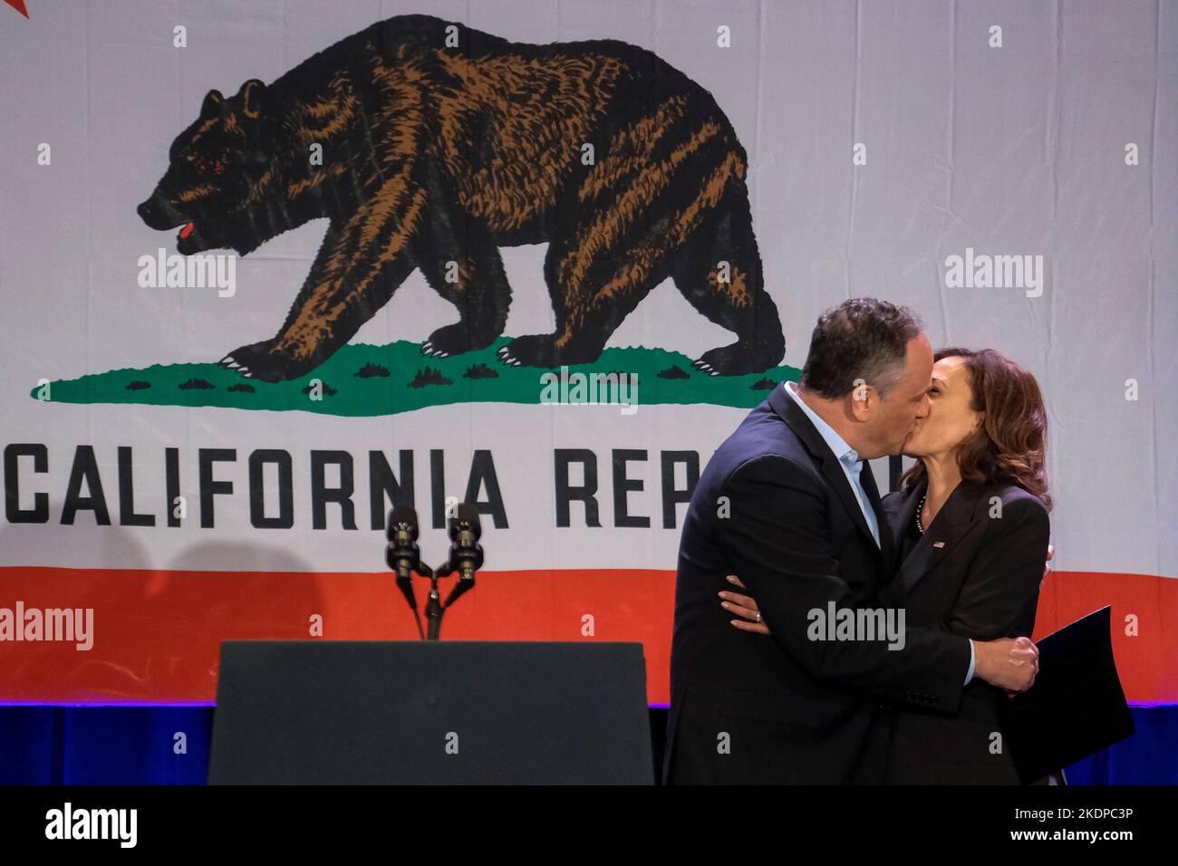 Los Angeles, California, USA. 7th Nov, 2022. Vice President Kamala ...