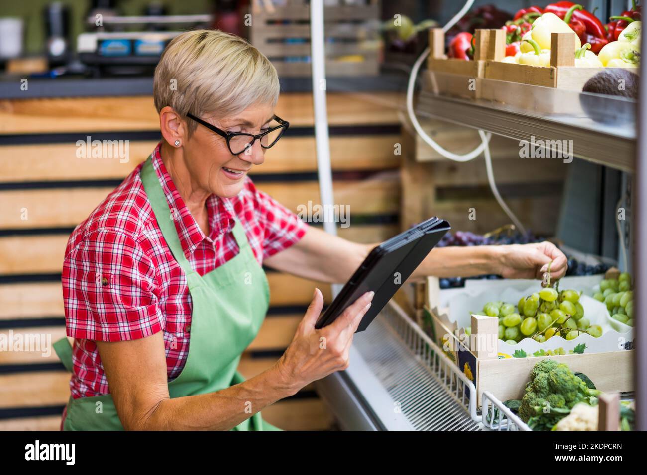 Examining works hi-res stock photography and images - Alamy