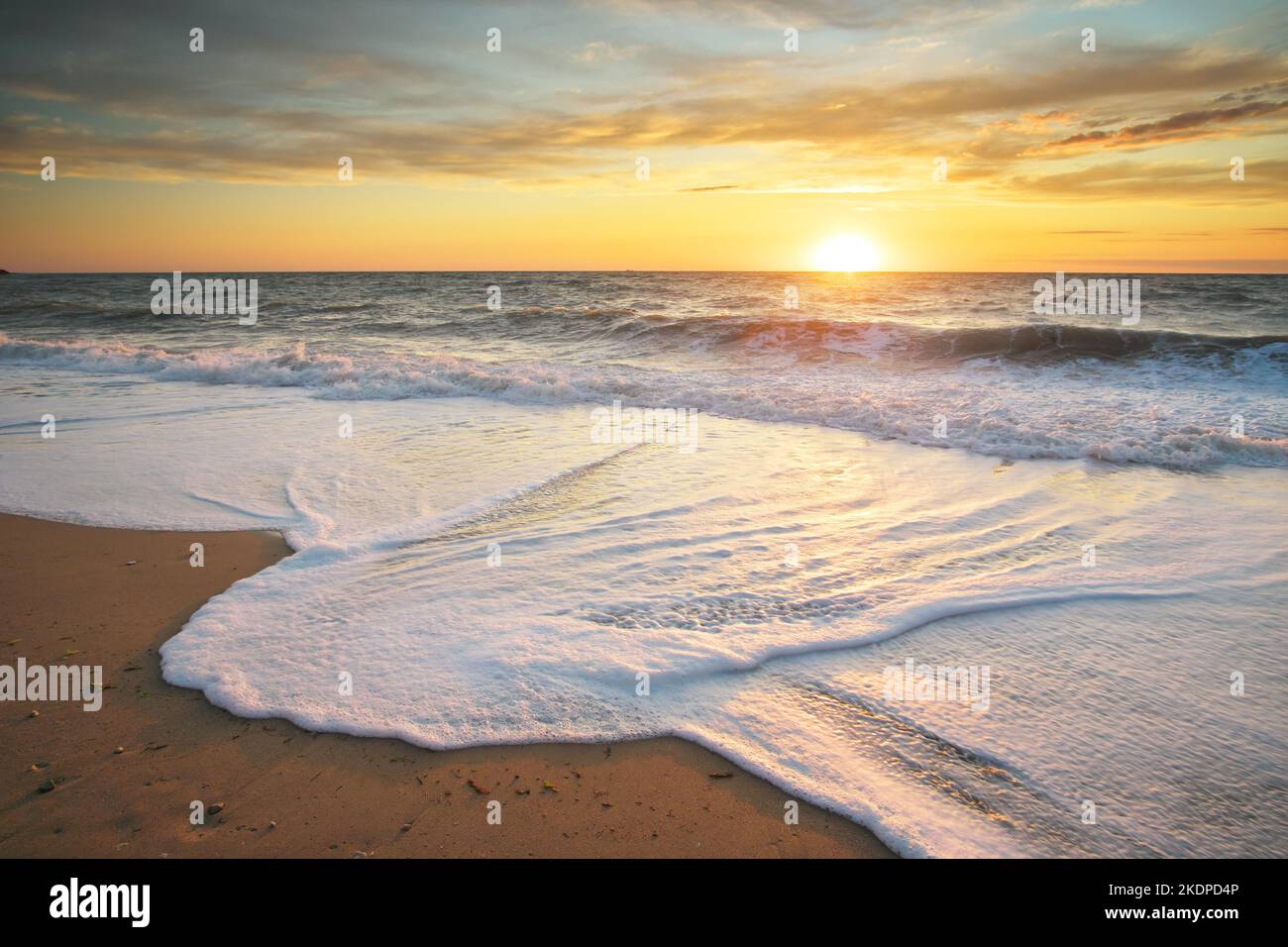 Seashore landscape white sandy beach hi-res stock photography and ...